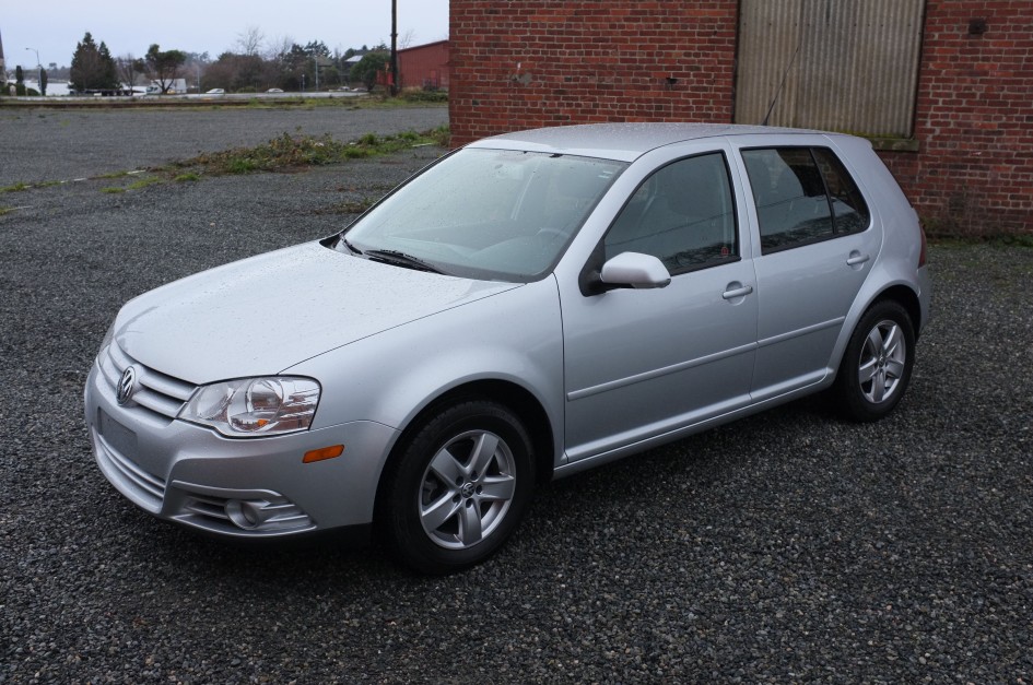 2010 Volkswagen Golf City - Forward Auto Gallery